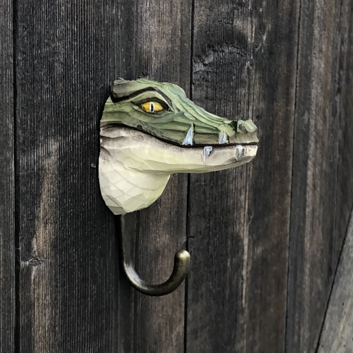 Krokodille - knage - træ/metal - knager med dyr - Blåbær Gårdbutik